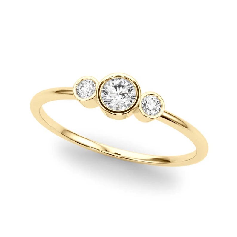 14K Yellow Gold Three-stone Bezel Diamond Ring 0.20 Ct.tw. for Women ...