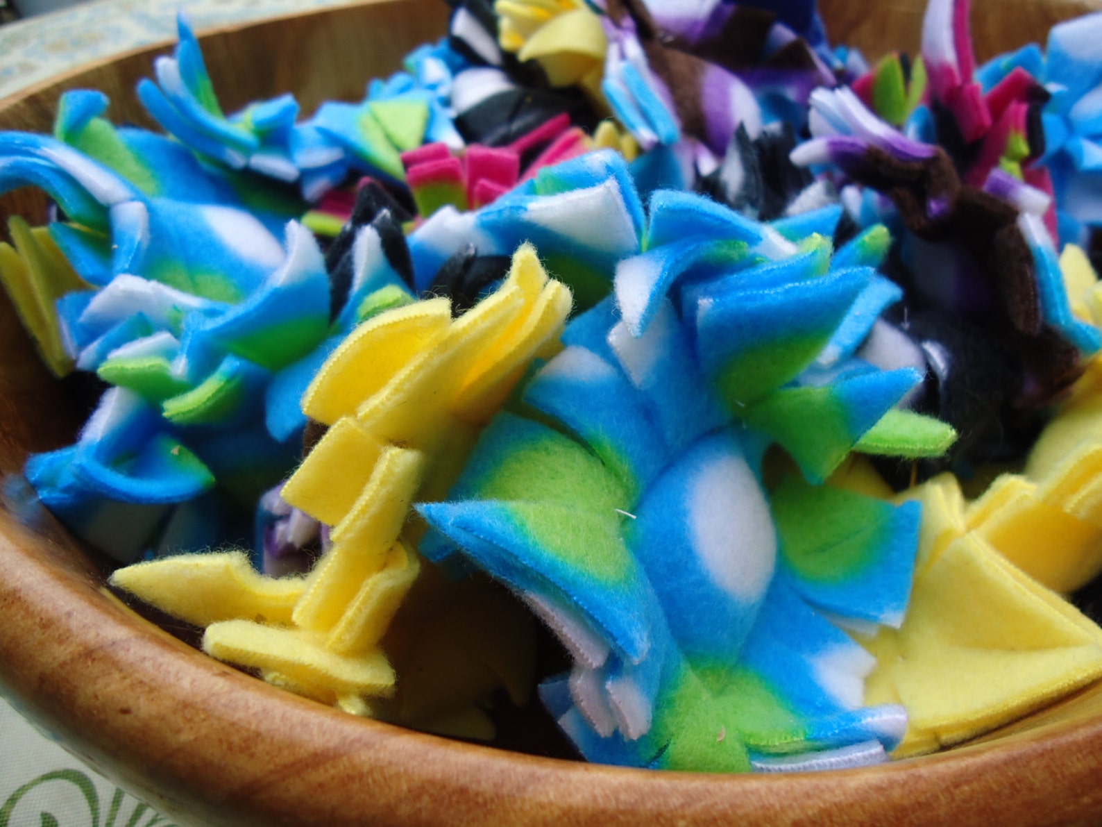 Flippy Fringe Cat Toy, Catnip Filled Toy for Cat Playtime, Cat Fun Time ...