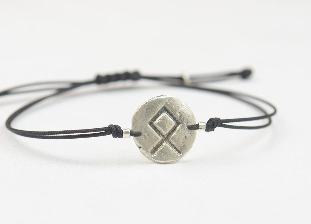 Rune Viking Bracelet Amulet Success Prosperity Magic Symbols and Runes ...