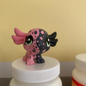 Hand- Painted OOKA Spotted Axolotl LPS Custom Littlest Pet Shop - Etsy