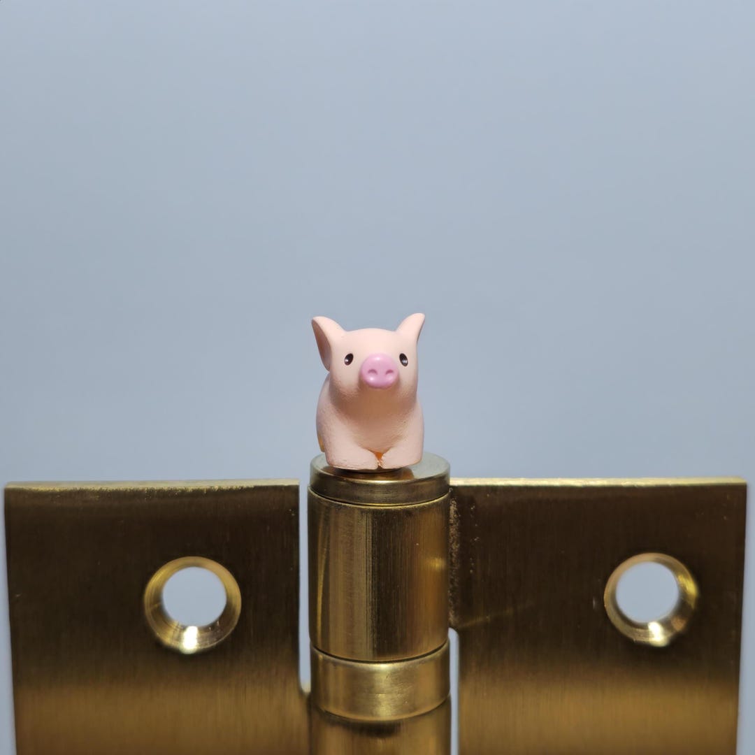Resin Pig Hinge Head Topper, Magnetic Animal Door Accent, Whimsical ...