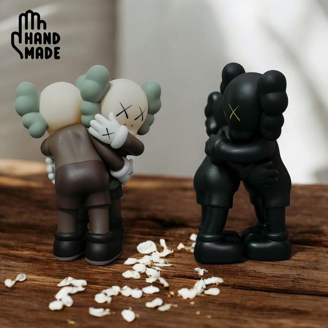 KAWS Inspired Hug Together Figure Special Edition Vinyl Art Collectible ...