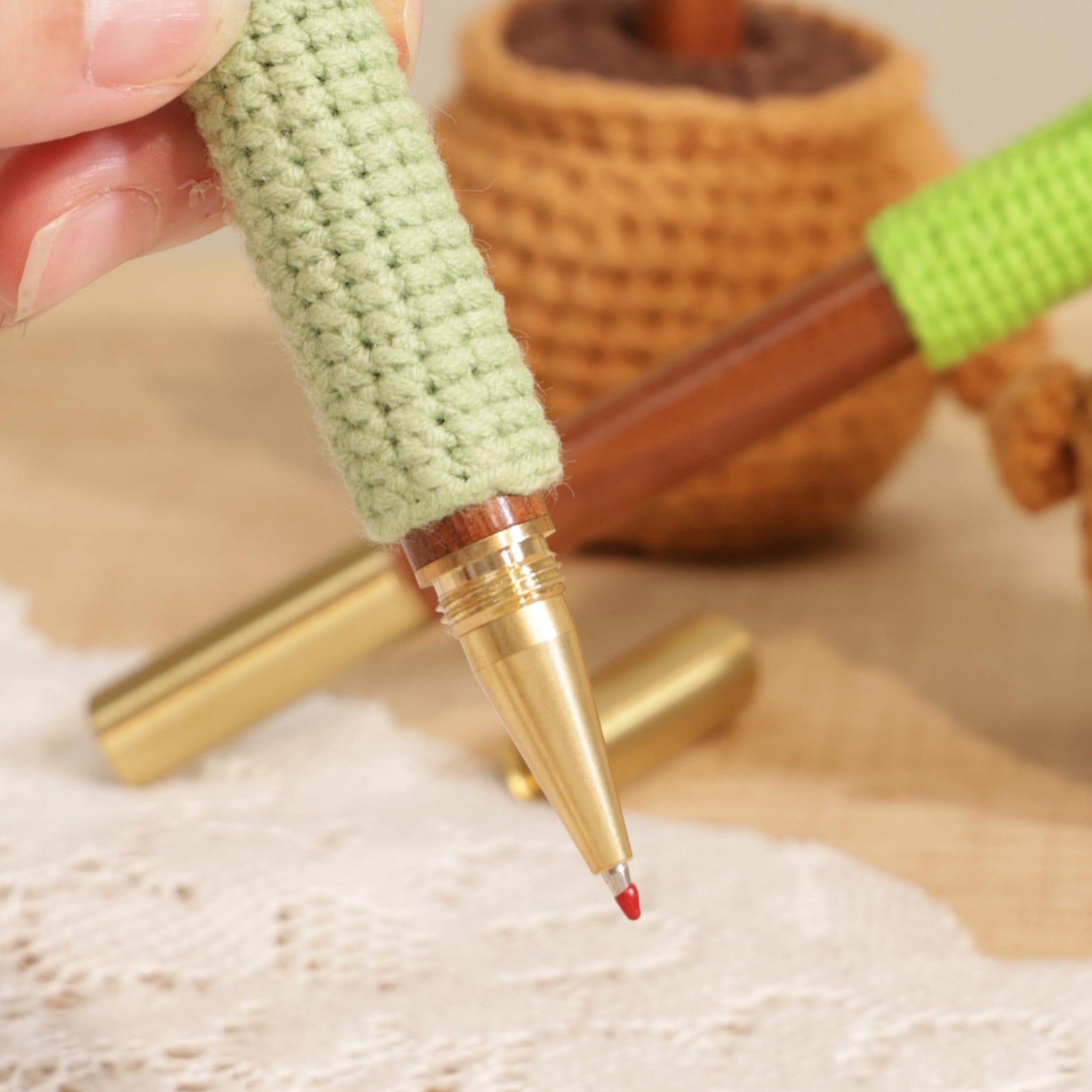 Crochet Flower Pen With Pot, Tulip & Floral Bouquet, Handmade Crochet ...