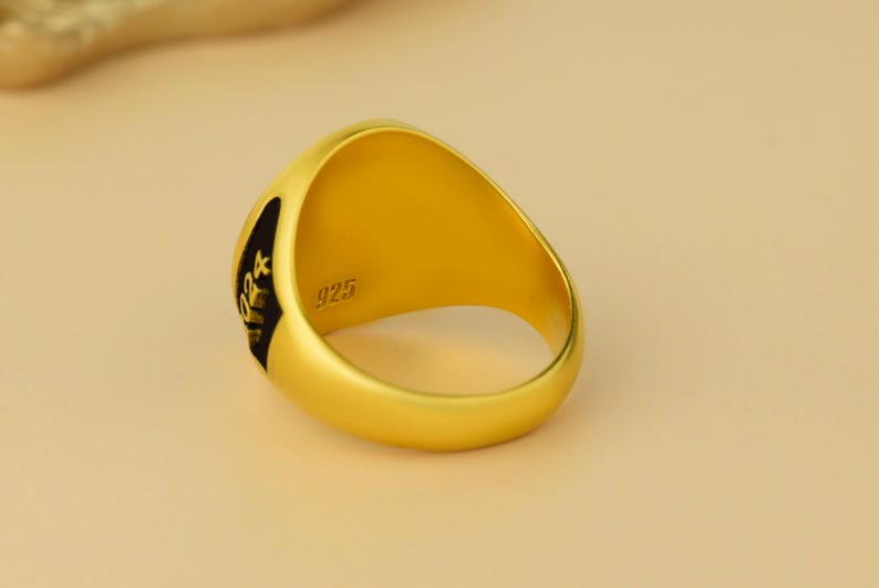 Personalized College of Engineering Signet Ring – Graduation Gift 2024 ...