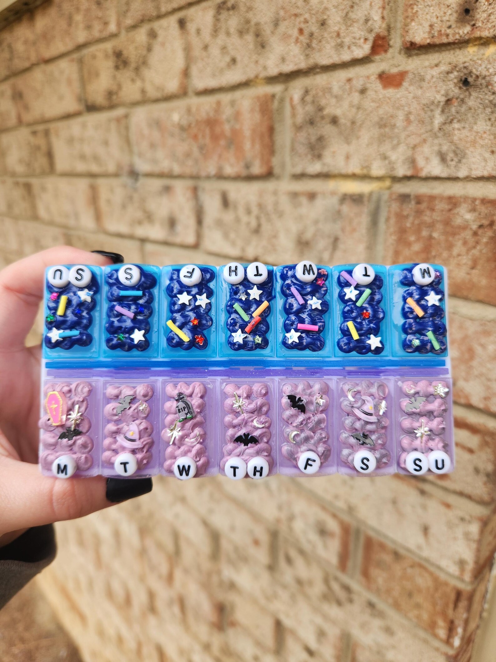 Decoden Spooky Night / Cute Night Styled AM PM Pill Organizer or 14 Day ...