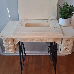 Vintage 1900s Singer Sewing Machine Table Etsy