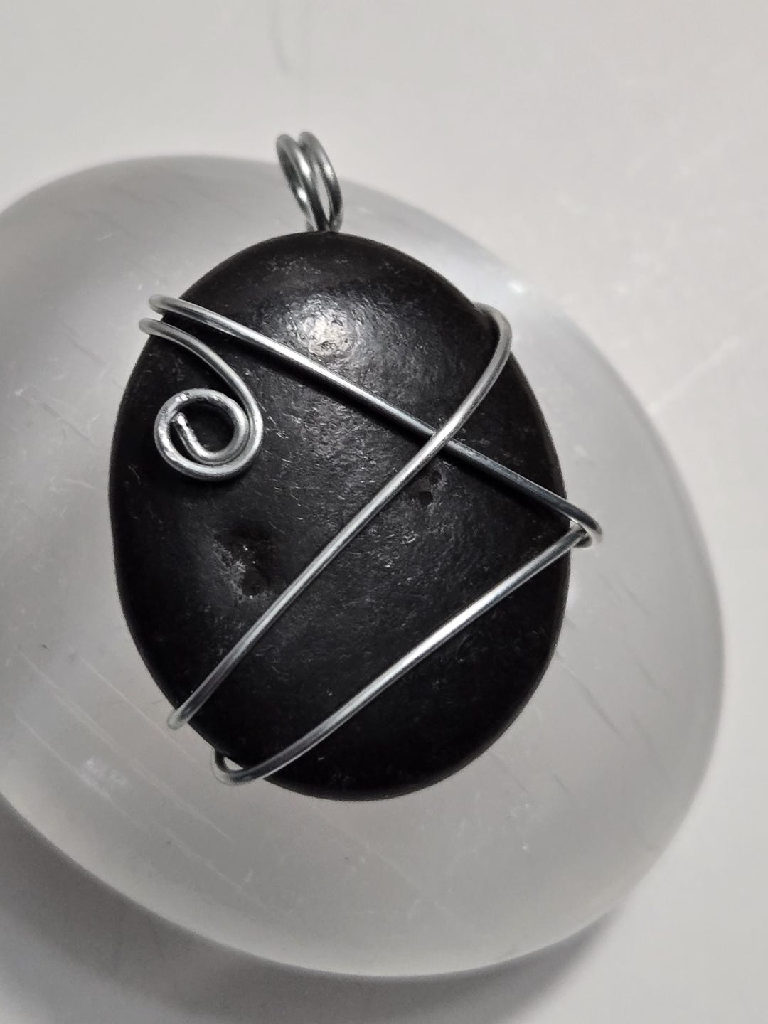 Black Round River Pebble Wire-wrapped Pendant With Leather Cord Necklace - Etsy