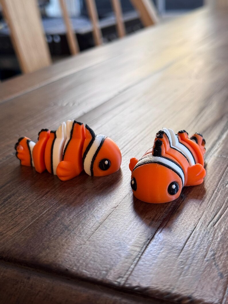 Flexi Clownfish Keychain - Etsy