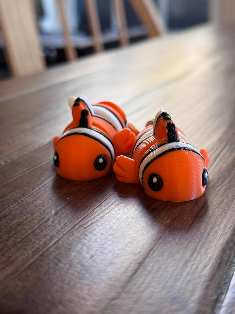 Flexi Clownfish Keychain - Etsy