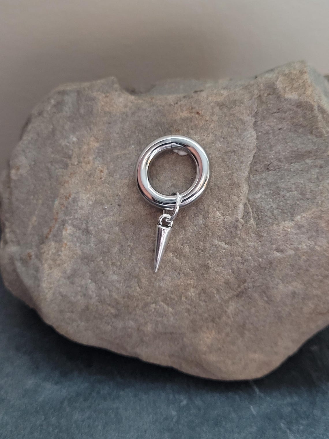 Silver Spike Clicker Ring Hoop Gauges Big 2g 4g 6g 8g 10g 12g 14g 16g ...