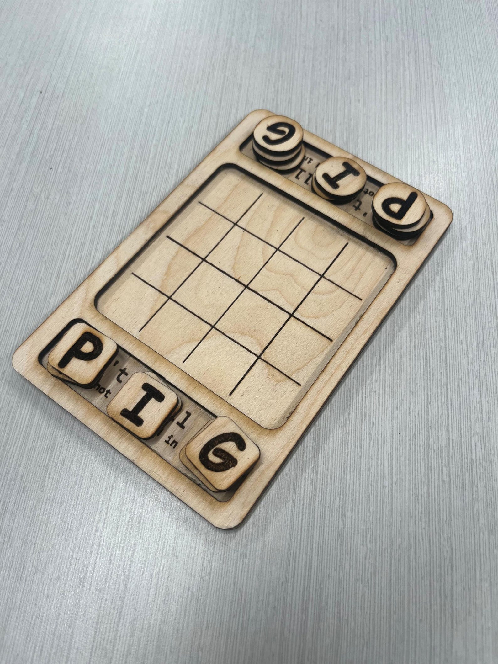 Dont Spell PIG - Two-player Tabletop Wooden Game Board, Strategy Game ...