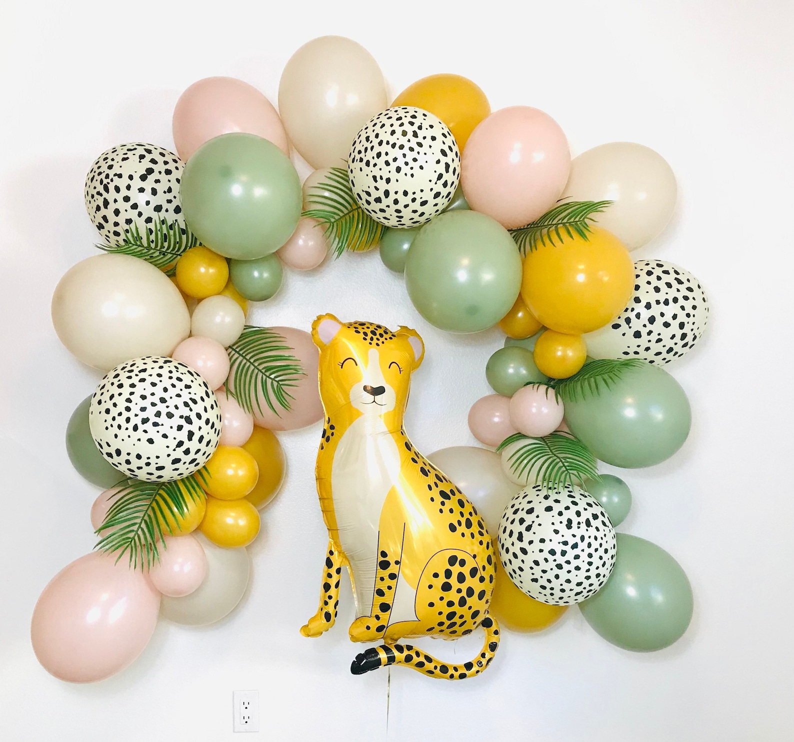 Cheetah Balloon Garland, Cheetah Balloon, Safari Animal Balloons Safari ...