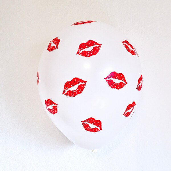 Kissy Lips - Etsy