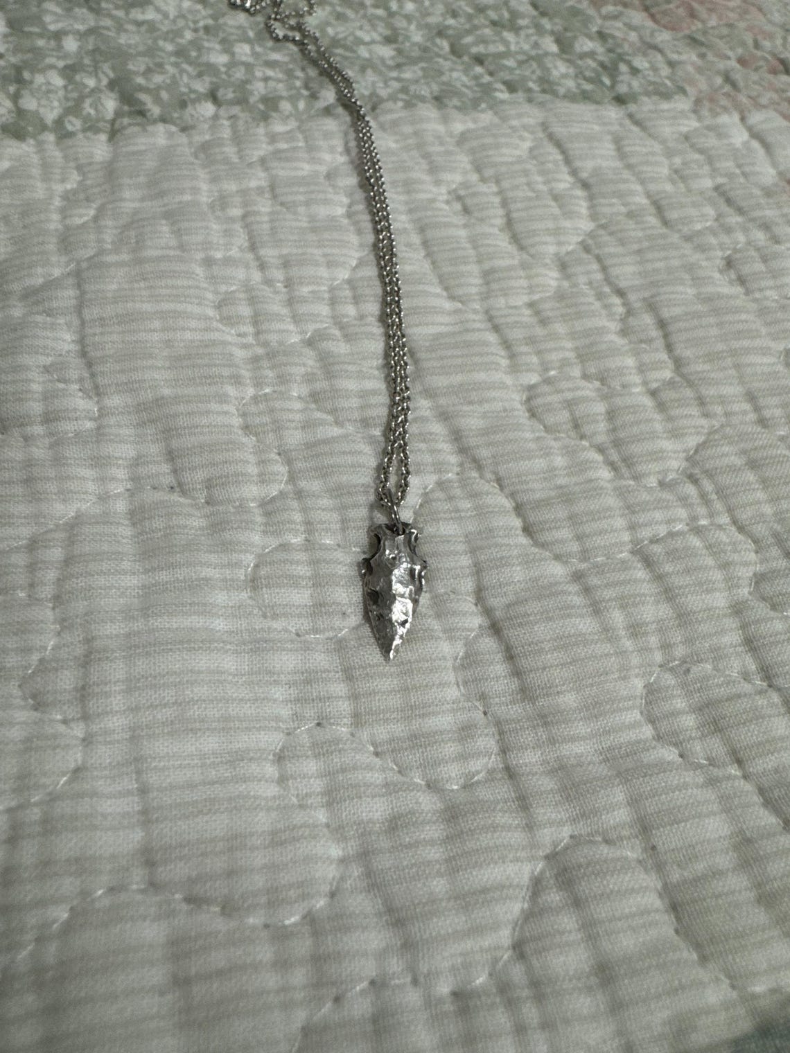 Mini Arrowhead Pendant - Etsy