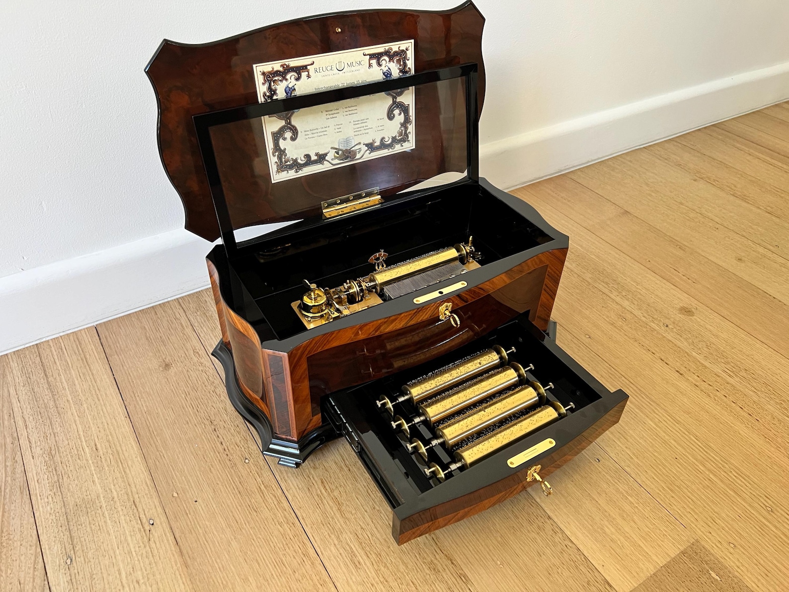 Reuge Dolce Vita Music Box – Interchangeable 72 Lames 15 Airs – Swiss ...