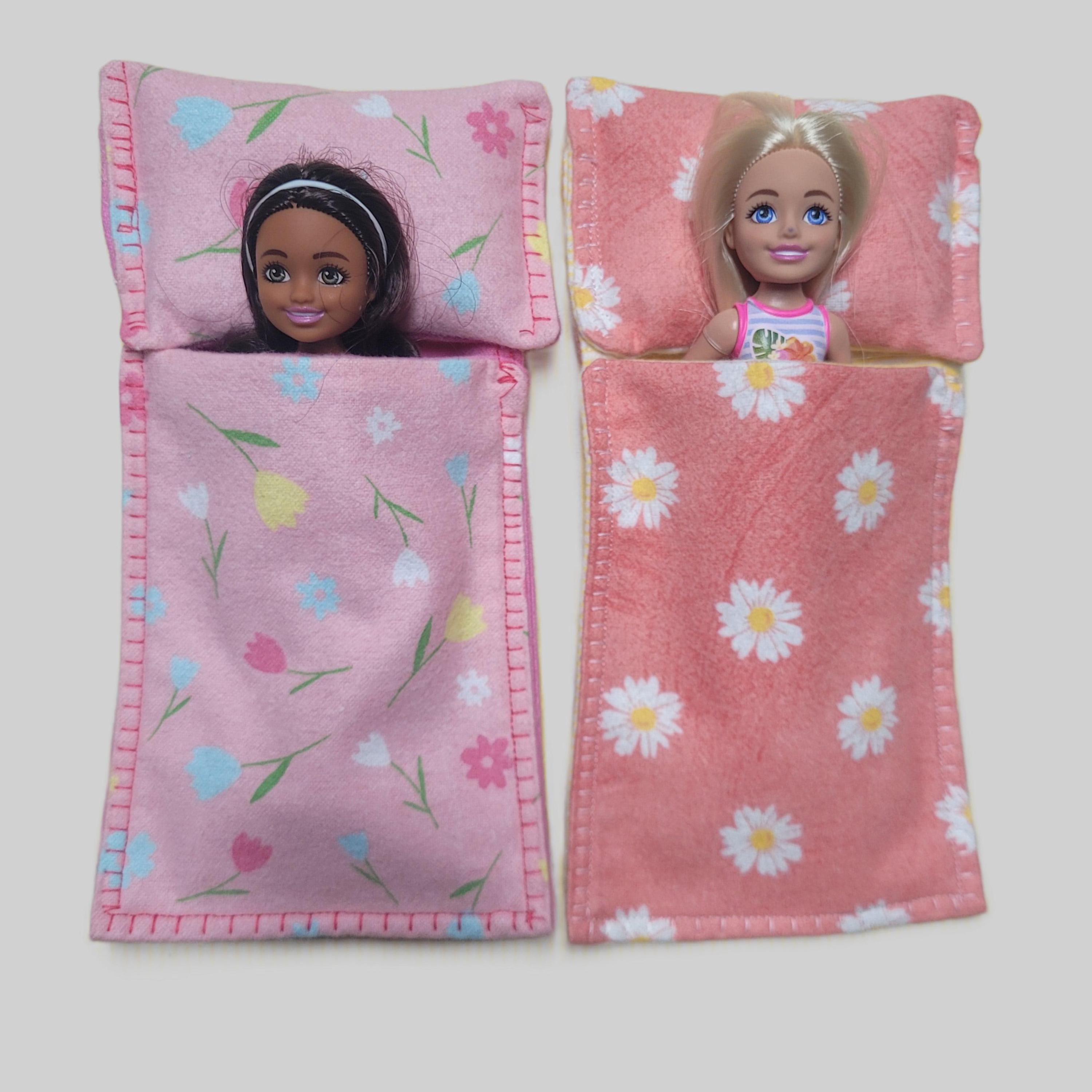 2 Small Sleeping Bags & Pillows for 5-6-7 Inch Chelsea Dolls, Maileg ...