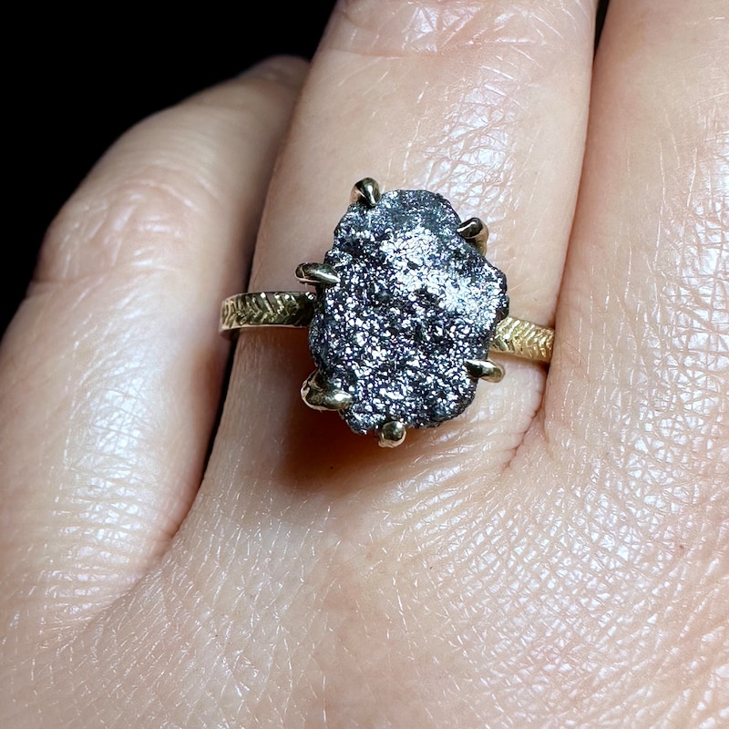 Raw Diamond Wedding Band - Etsy