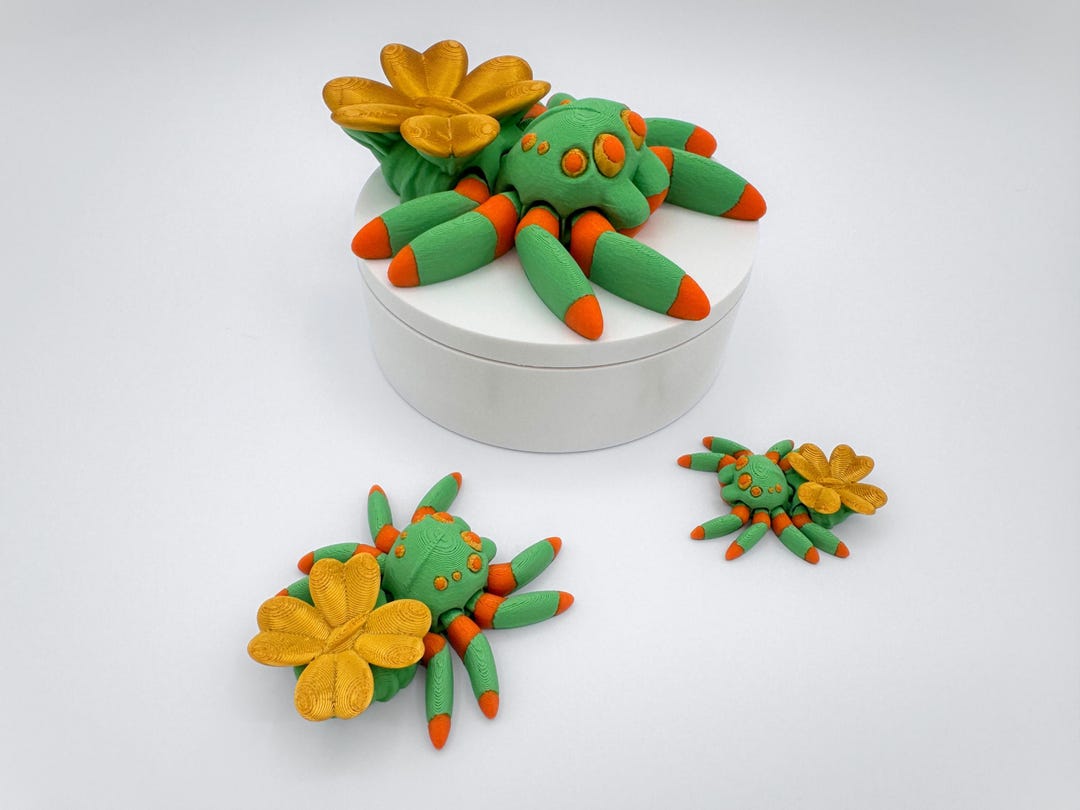 3D Printed Clover Leaf Spider Fidget Toy | Cute Gift for St. Patrick's ...