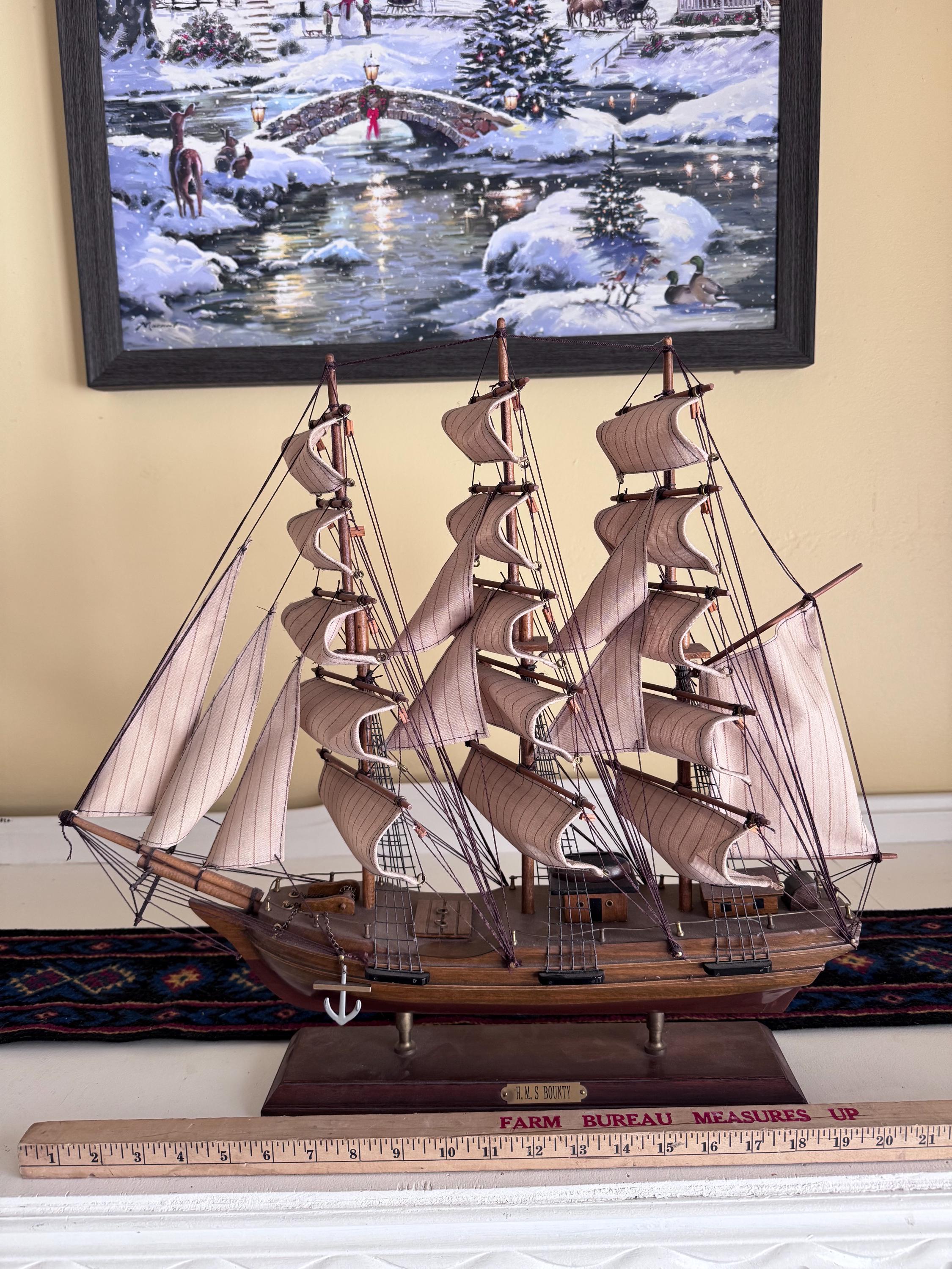 21” Model Ship “H.M.S Bounty ” - Etsy