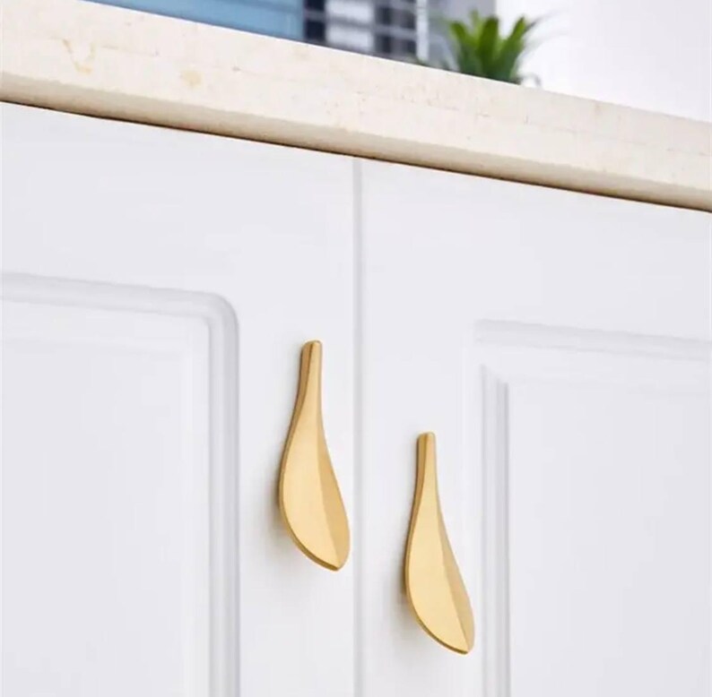 Scandinavian Style Brass Furniture Knobs, Gold Leaf Shape Brass Door ...
