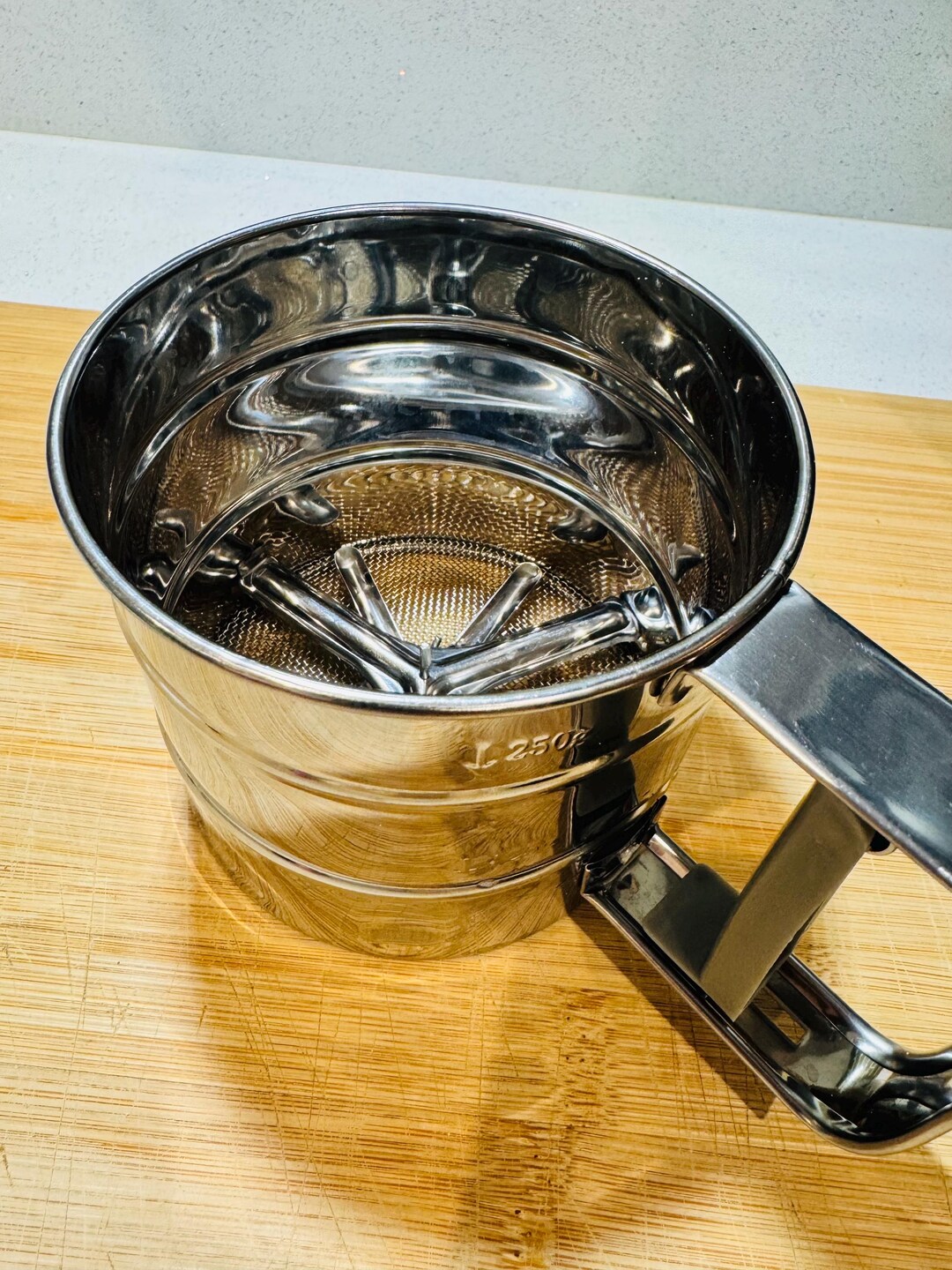 Stainless Steel Flour Sifter for Baking, Cake Making, Sourdough Bread ...