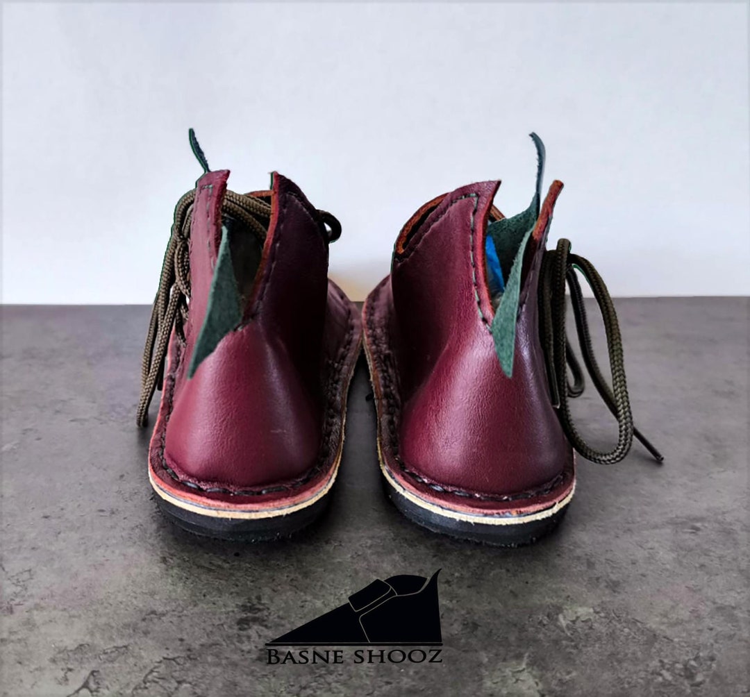 Dark Red Shoes With Green Tail for the Elven Friends - Etsy