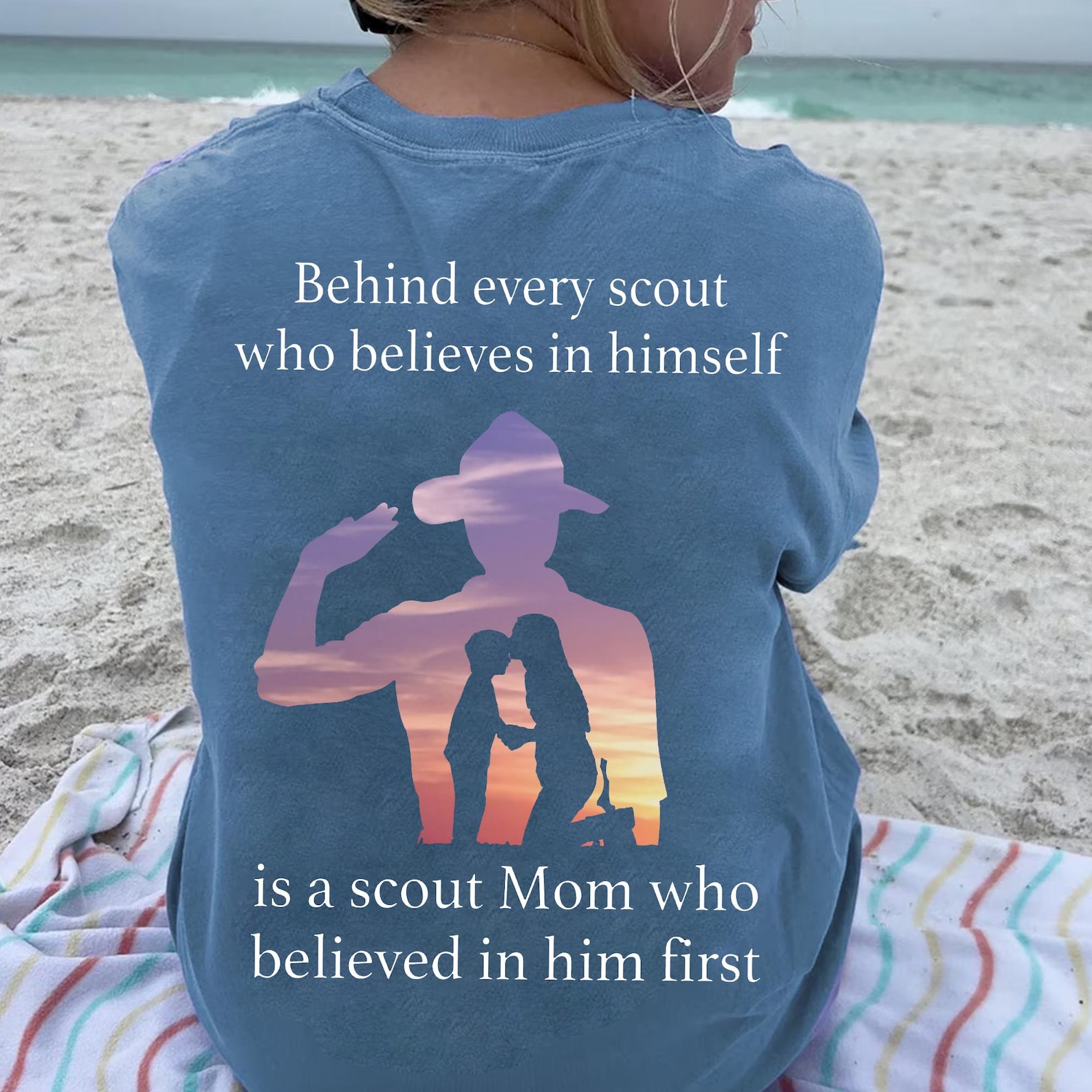 Scout Mom PNG Design - "behind Every Scout Who Believes in Himself is a ...