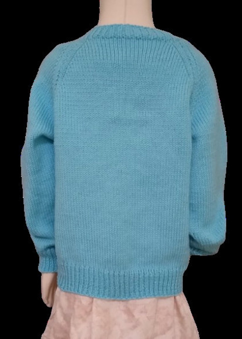 Mid Gauge Knitting Machine Pattern. DK Classic Raglan Sleeve Round Neck ...