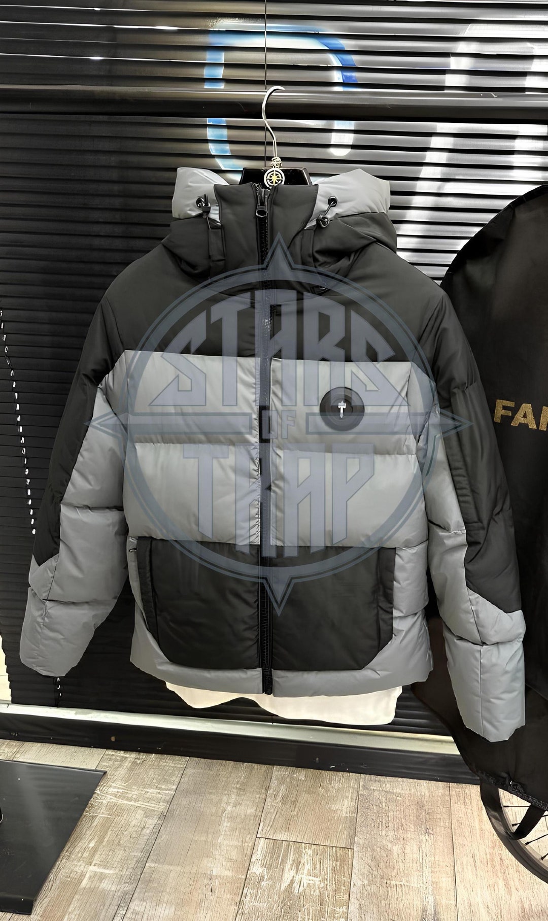 Trapstar Decoded Puffer Jacket Hooded Puffer Jacket in Black and Gray ...