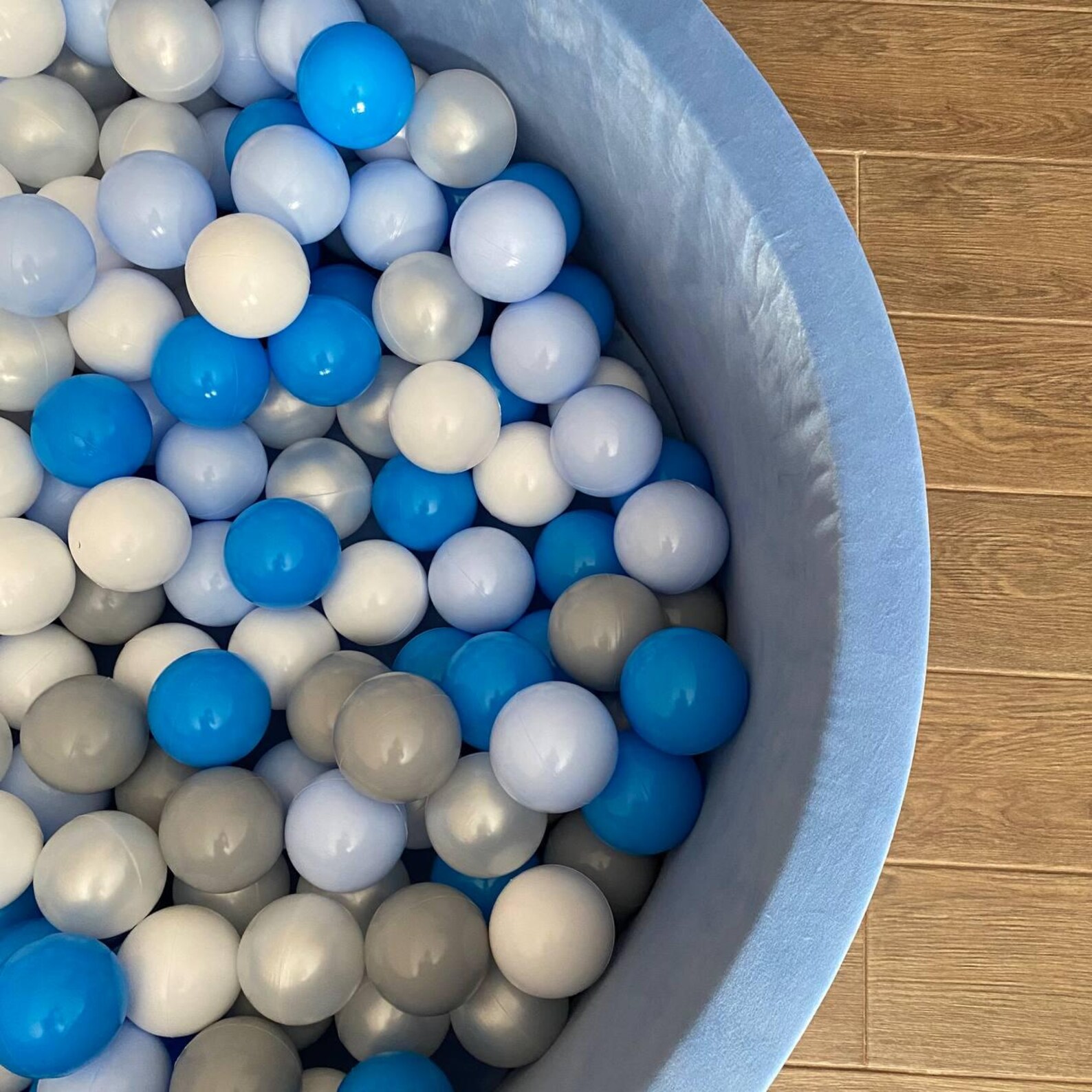 Soft Blue Ball Pit With 200 Colorful Balls for Kids, Foam Ball Pool for ...
