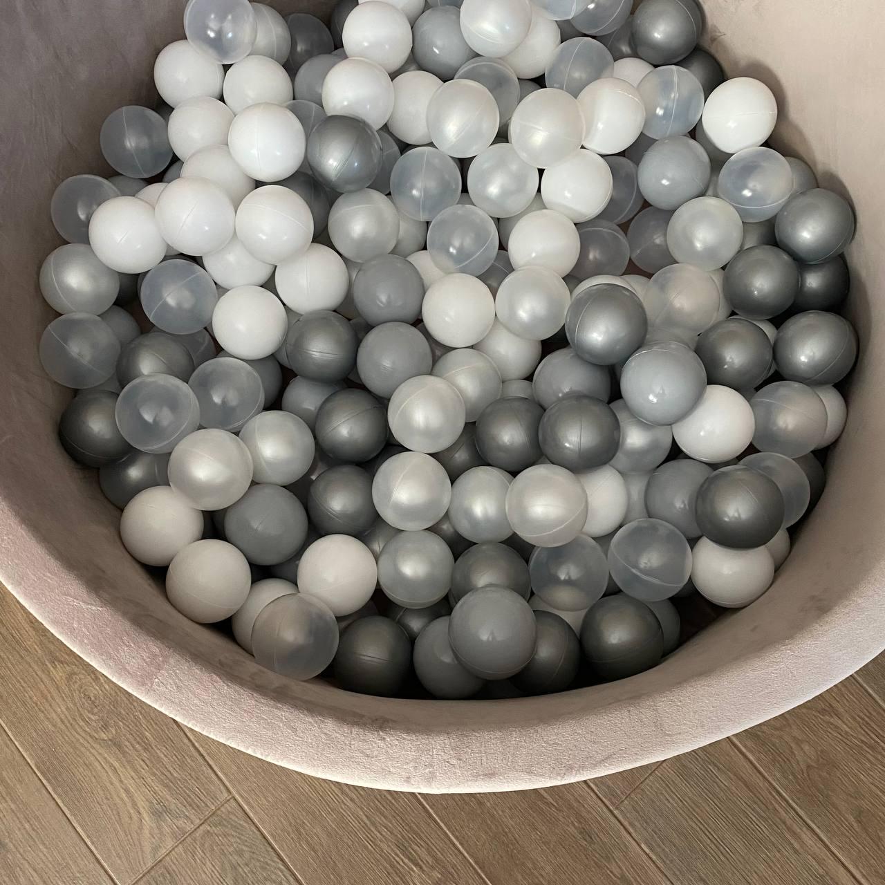 Neutral Ball Pit With 200 Balls Included, Gray Foam Ball Pool for ...