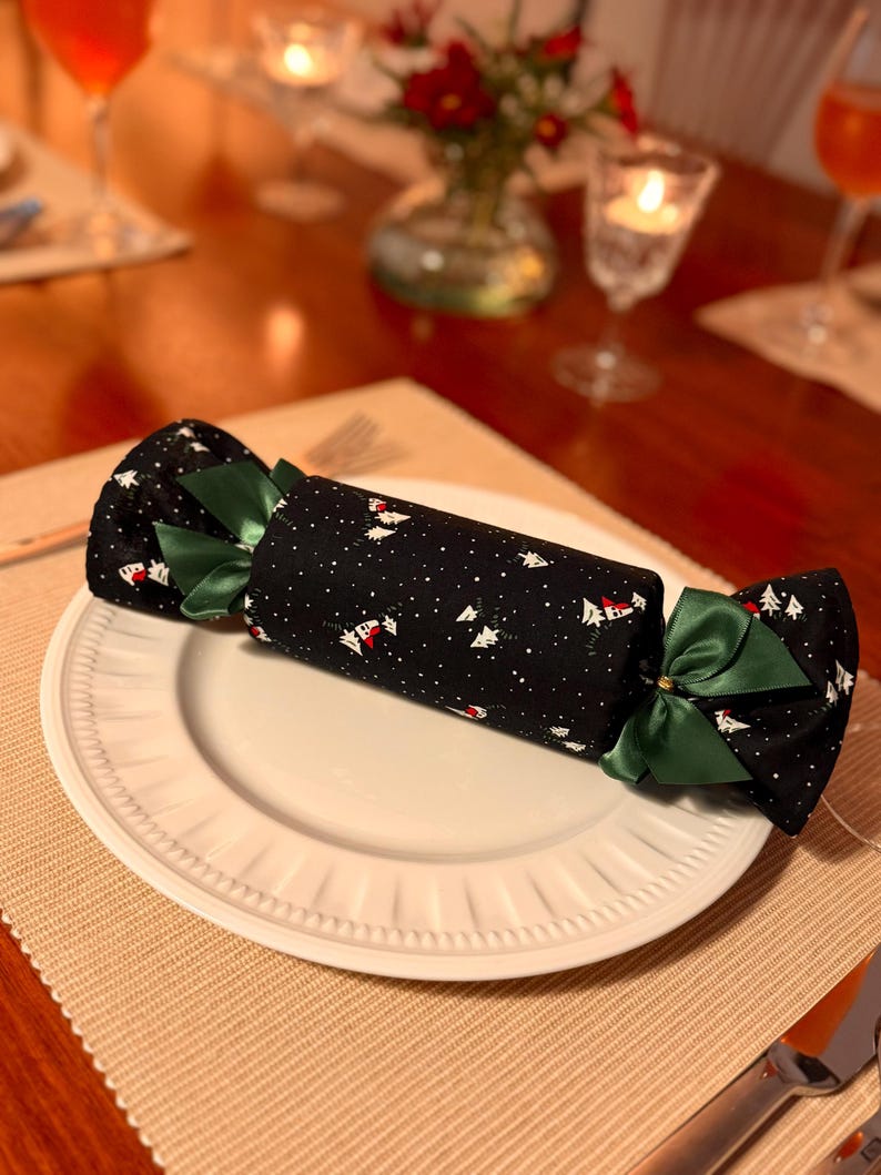 Set of 6 Snappy Crackers - Pullable Liberty Print Christmas Crackers ...