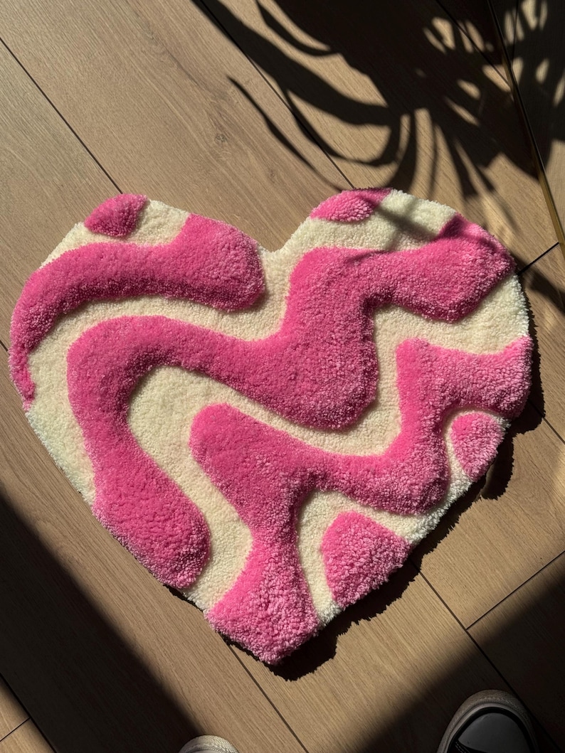 3D Heart Shaped Rug – Pink Tufted Fluffy Carpet – Handmade Valentine ...