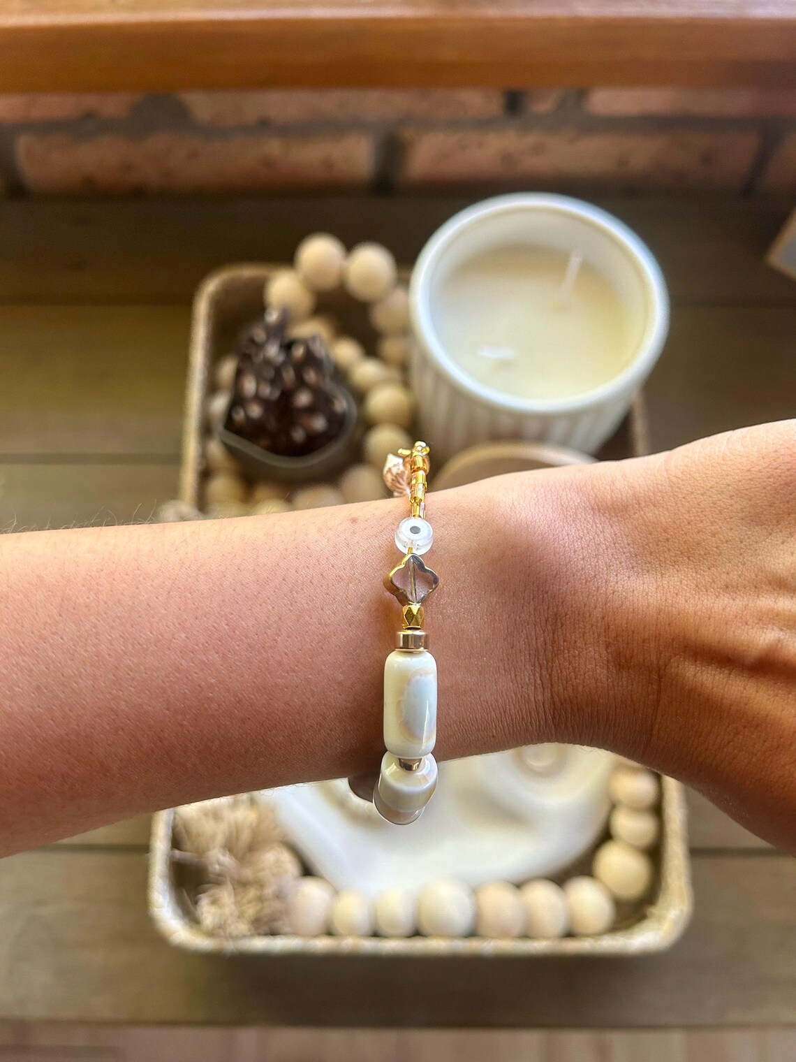SHELLY Beaded Bracelet, Ceramic Shell Bead, Glass Bead Jewellery ...