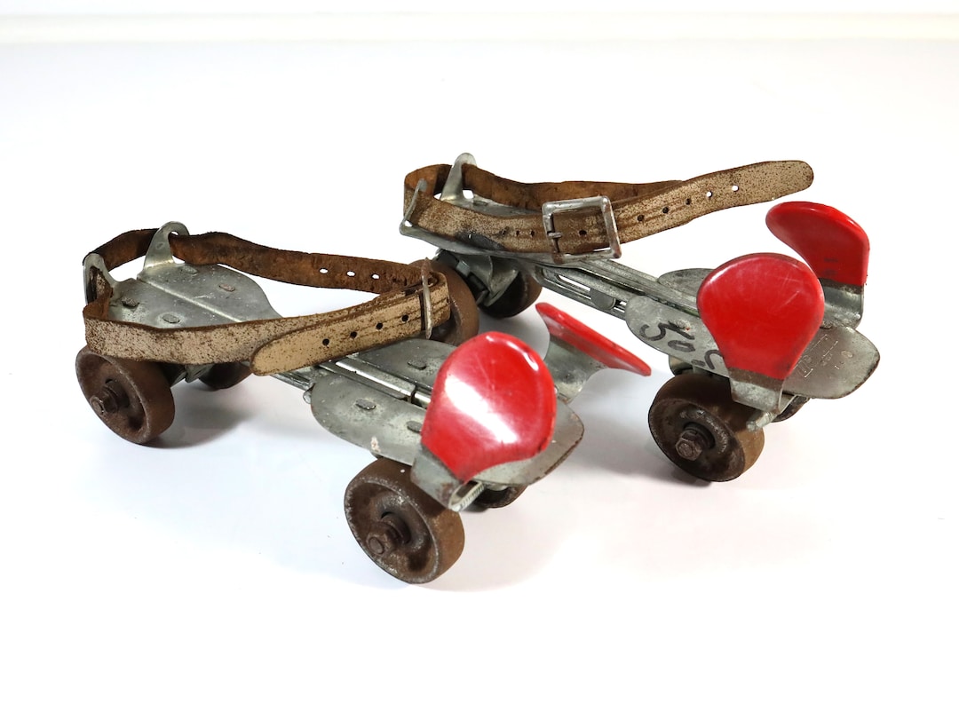 Vintage Metal and Leather Roller Skates - Etsy