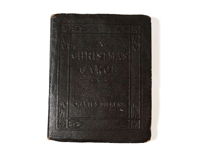 Little Leather Library - A Christmas Carol by Charles Dickens Robert K ...