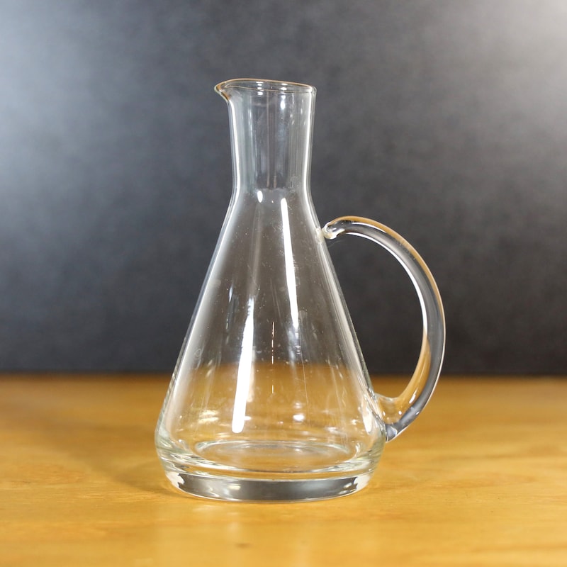 Beaker Vase - Etsy