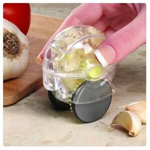 Rolling Garlic Chopper - Etsy Canada