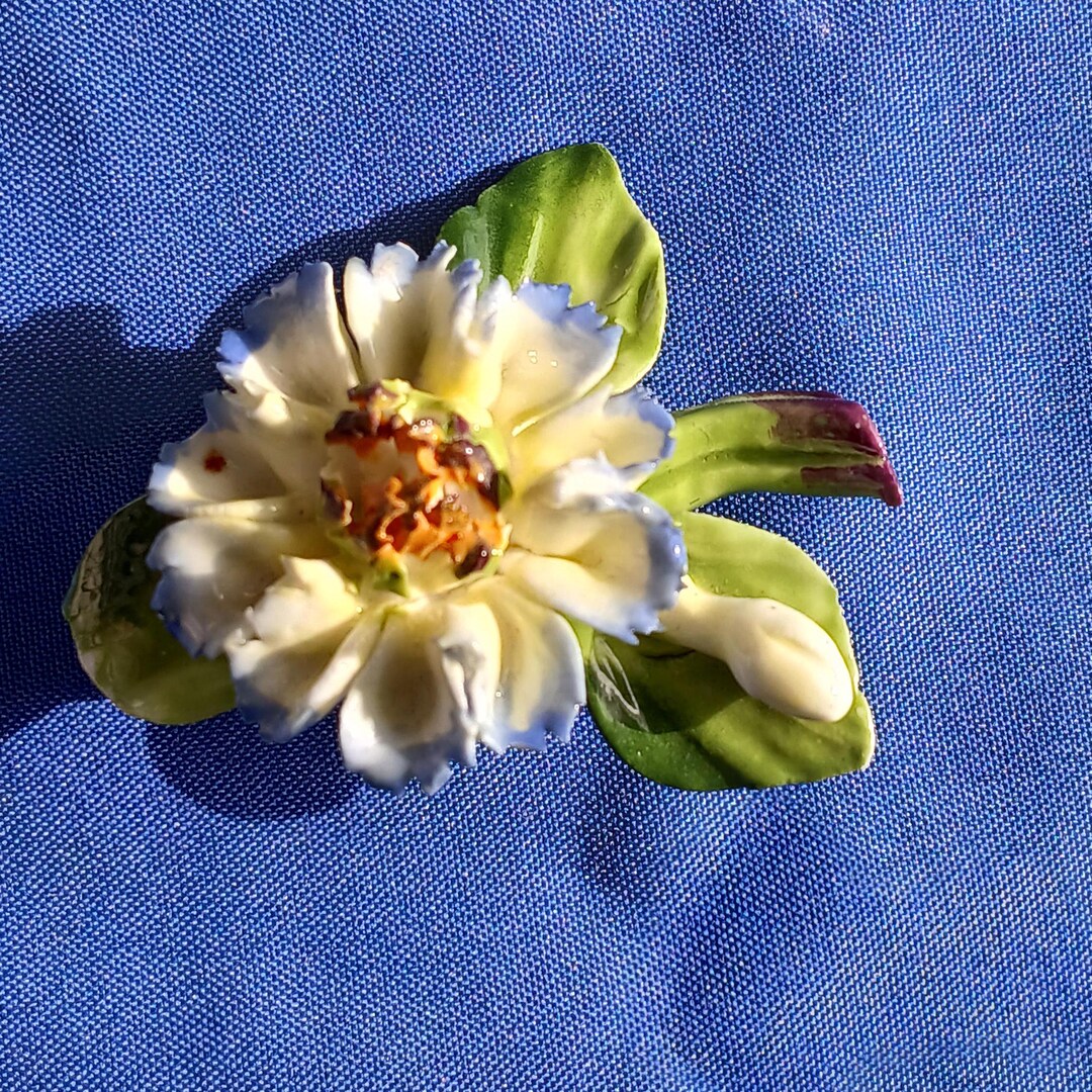Vintage Cara China Carnation Flower Brooch - Etsy
