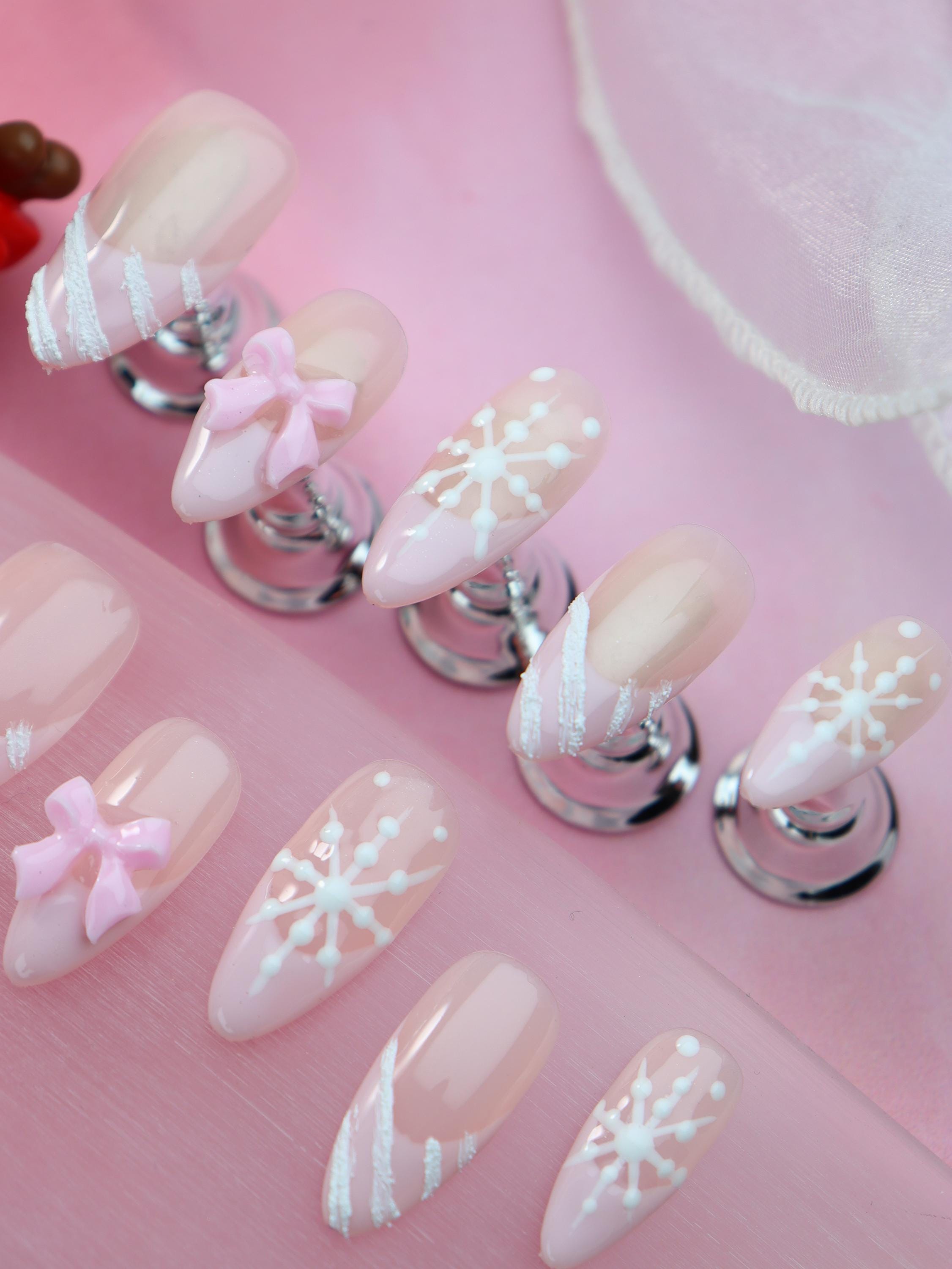 Winter Wonderland Christmas Nails Almond-shaped Press on Nails With ...