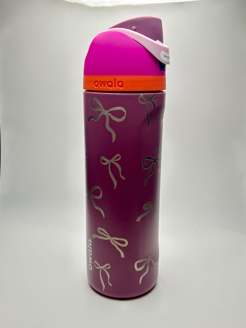 Laser Engraved Owala Water Bottle – Coquette Bow Pattern - Etsy
