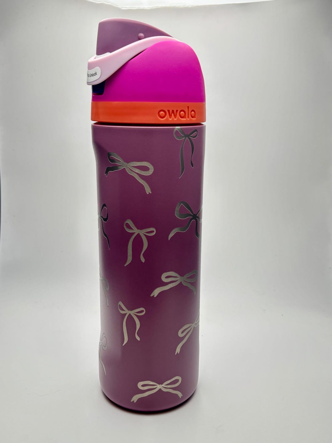 Laser Engraved Owala Water Bottle - Coquette Bow Pattern - Owala Wrap ...