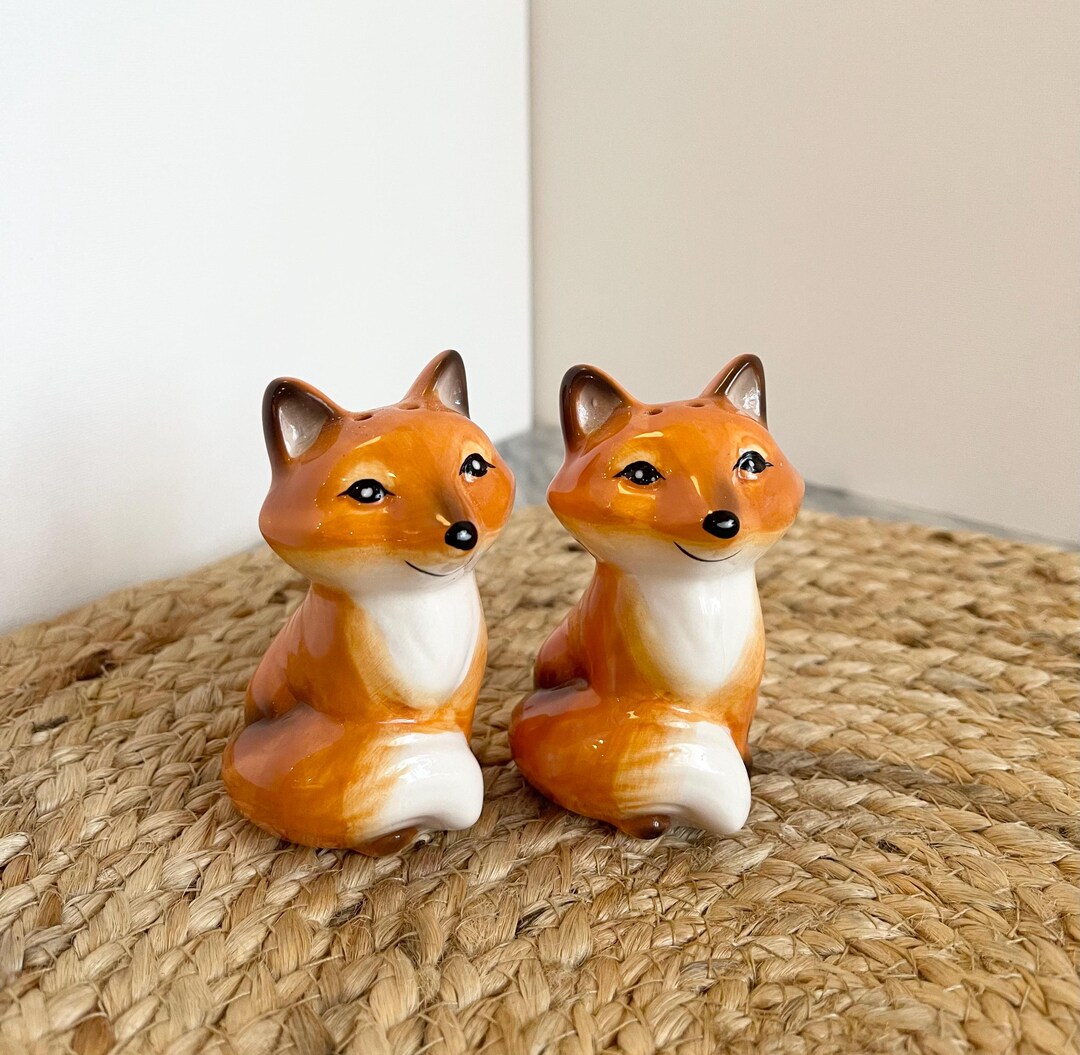 Vintage Ceramic Fox Salt and Pepper Shakers - Etsy
