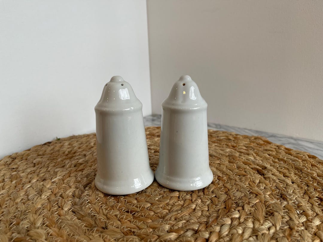 Vintage White Ironstone Salt and Pepper Shakers, 4-inch - Etsy Vintage White Ironstone Salt and Pepper Shakers, 4-inch - Etsy