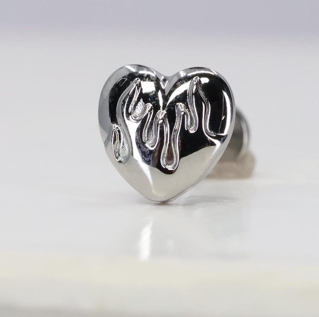 Titanium ASTM F136 (in271) Heart, Flaming Heart Internally Threaded 1 ...
