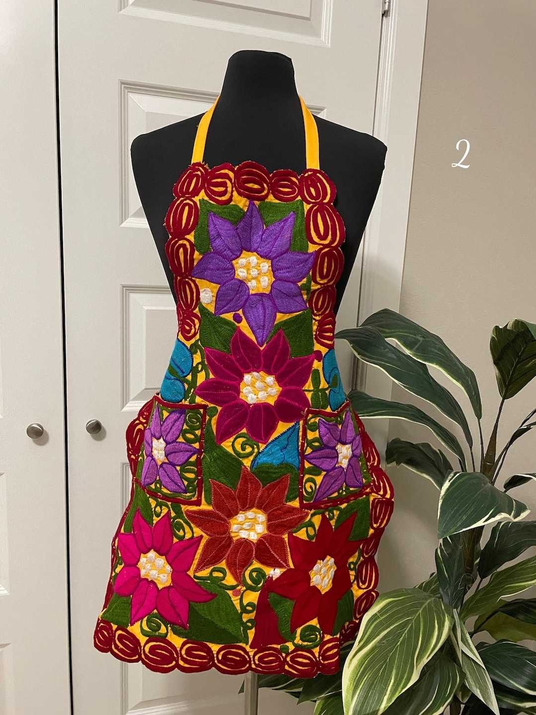 Beautiful Chiapas Embroidered Apron - Artisanal Aprons - Etsy