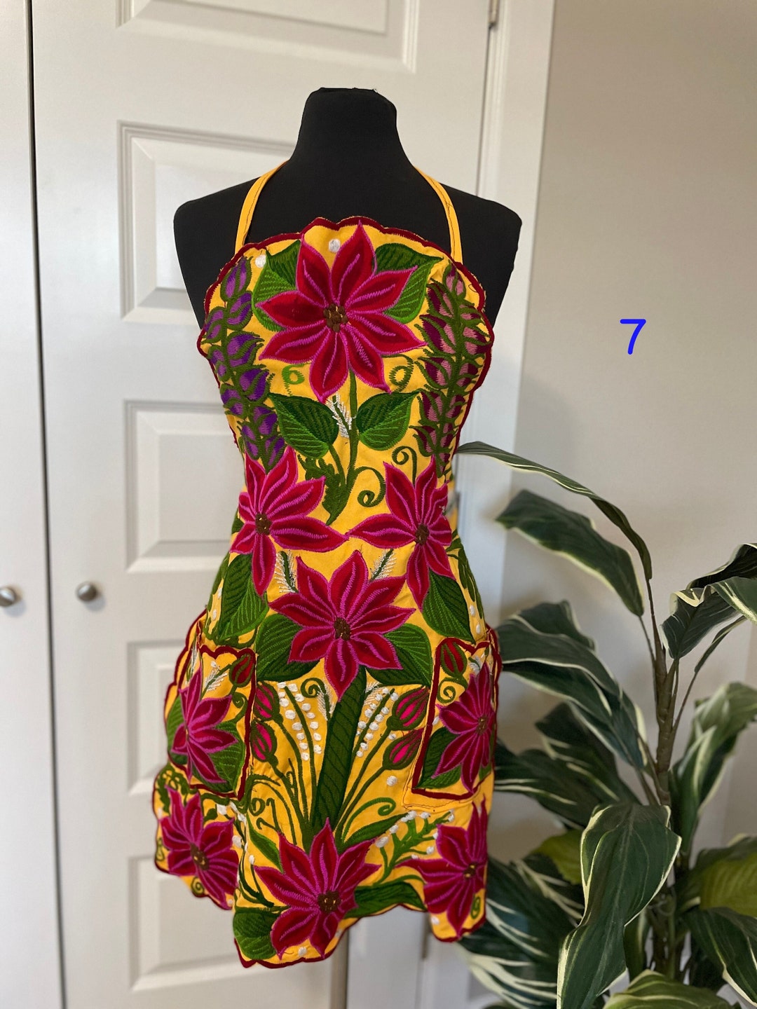 Beautiful Chiapas Embroidered Aprons Artisanal Aprons - Etsy