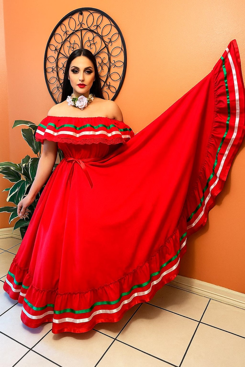 Gorgeous Folkloric Outfit, Perfect for Fiesta, Dance, Festivals ...
