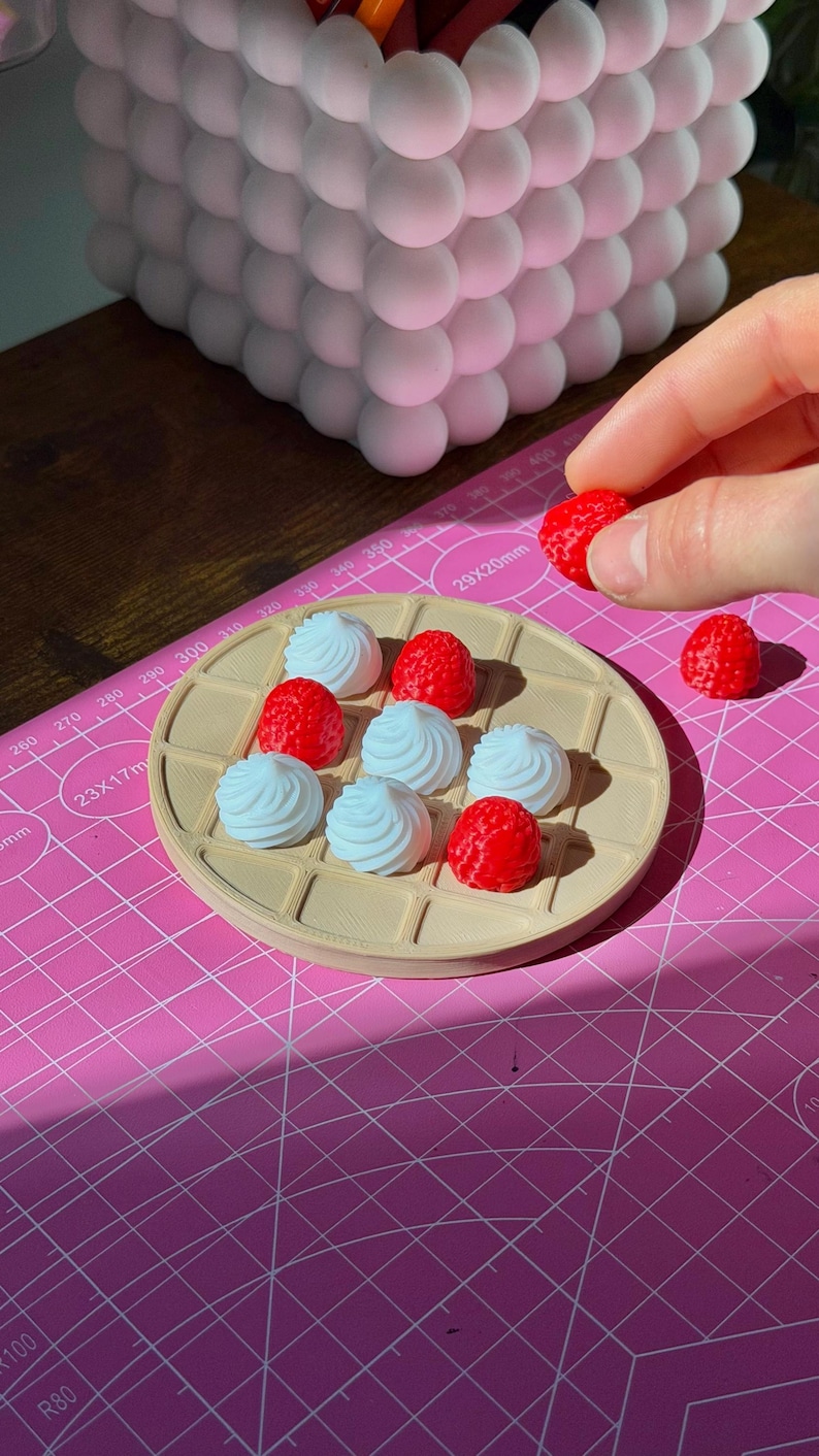 Magnetic Waffle Tic Tac Toe Game | Raspberry & Cream Toy | Cute Dessert ...