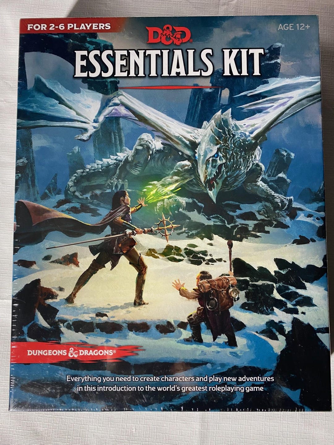 D&D Essentials Kit dungeons and Dragons Intro Adventure Set Age Range ...